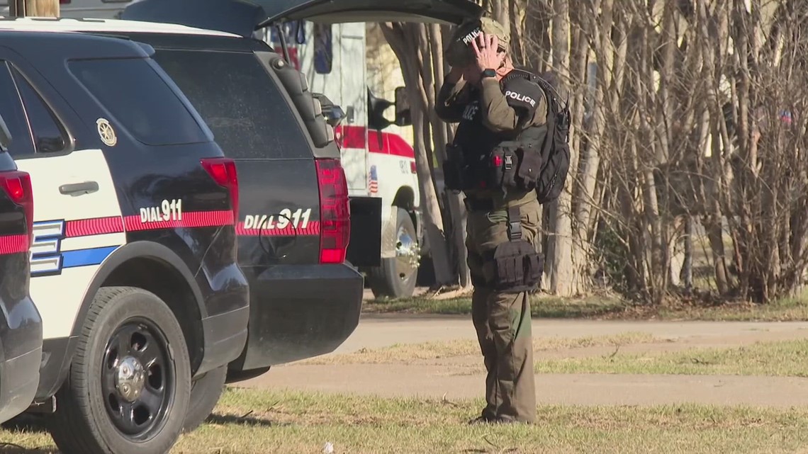 Man shot, killed by Temple police after pointing a gun at officers ...