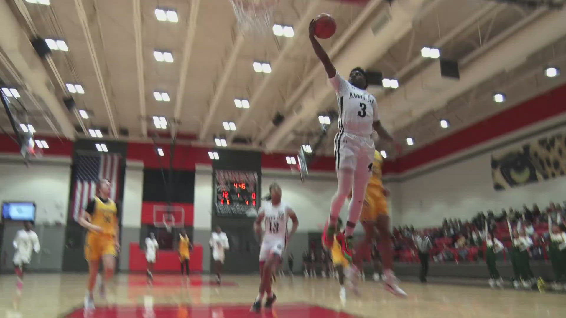 Gatesville pulls off close win over Lampasas, Mexia dominates early ...