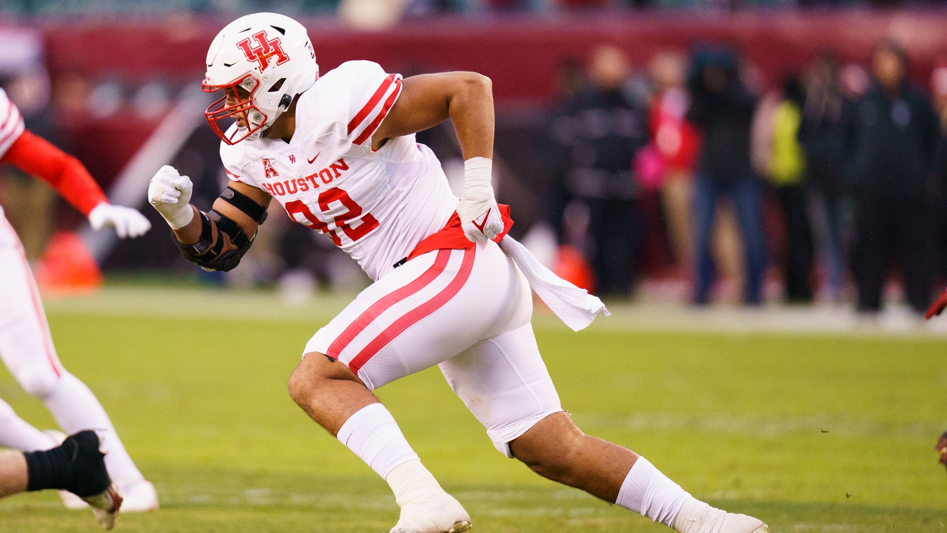 Belton's Logan Hall selected in 2nd round of 2022 NFL Draft | kcentv.com