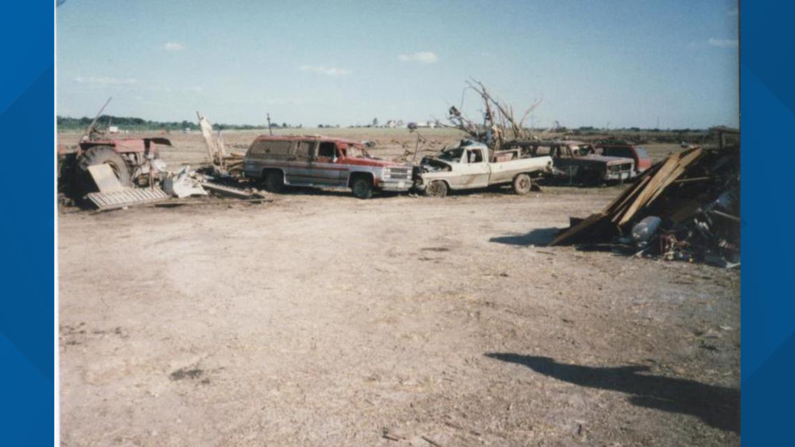 Survivors remember deadly 1997 tornado in Jarrell | kcentv.com