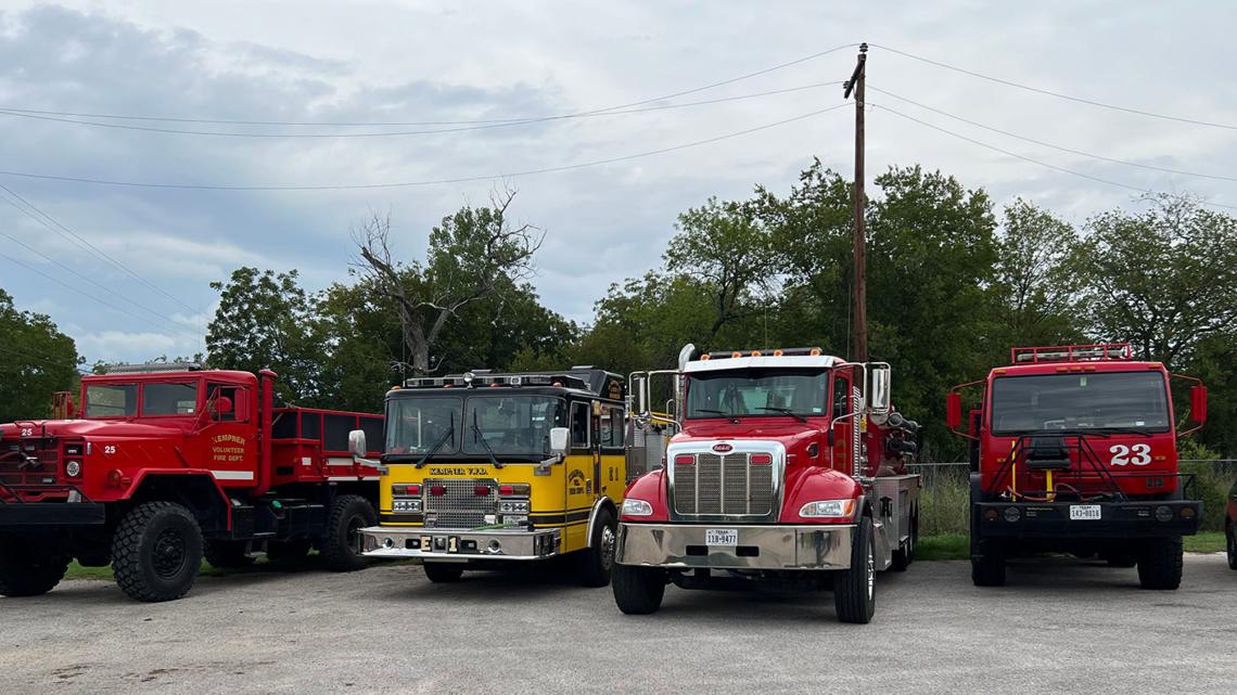 Two-car crash blocks lanes on Highway 190 near Lampasas | kcentv.com