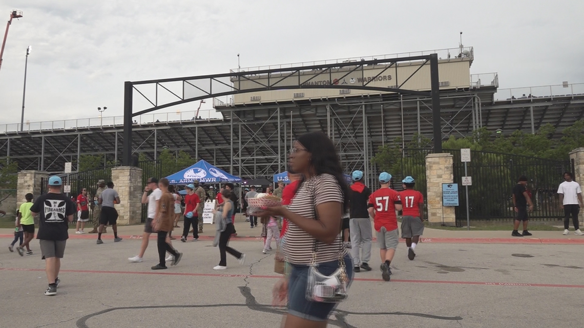UFL makes history with first pro football game on active military base ...