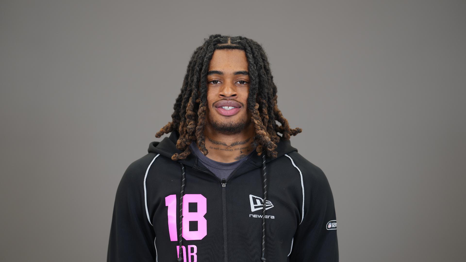 Carolina Panthers select Texas A&M cornerback Will Lee III in the ...