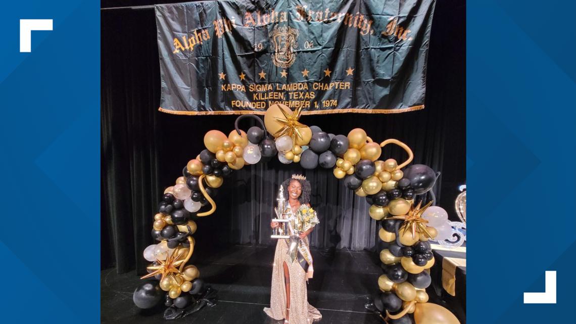 Killeen Alphas crown 2025-2026 Miss Jr. Old Gold and Black Pageant ...