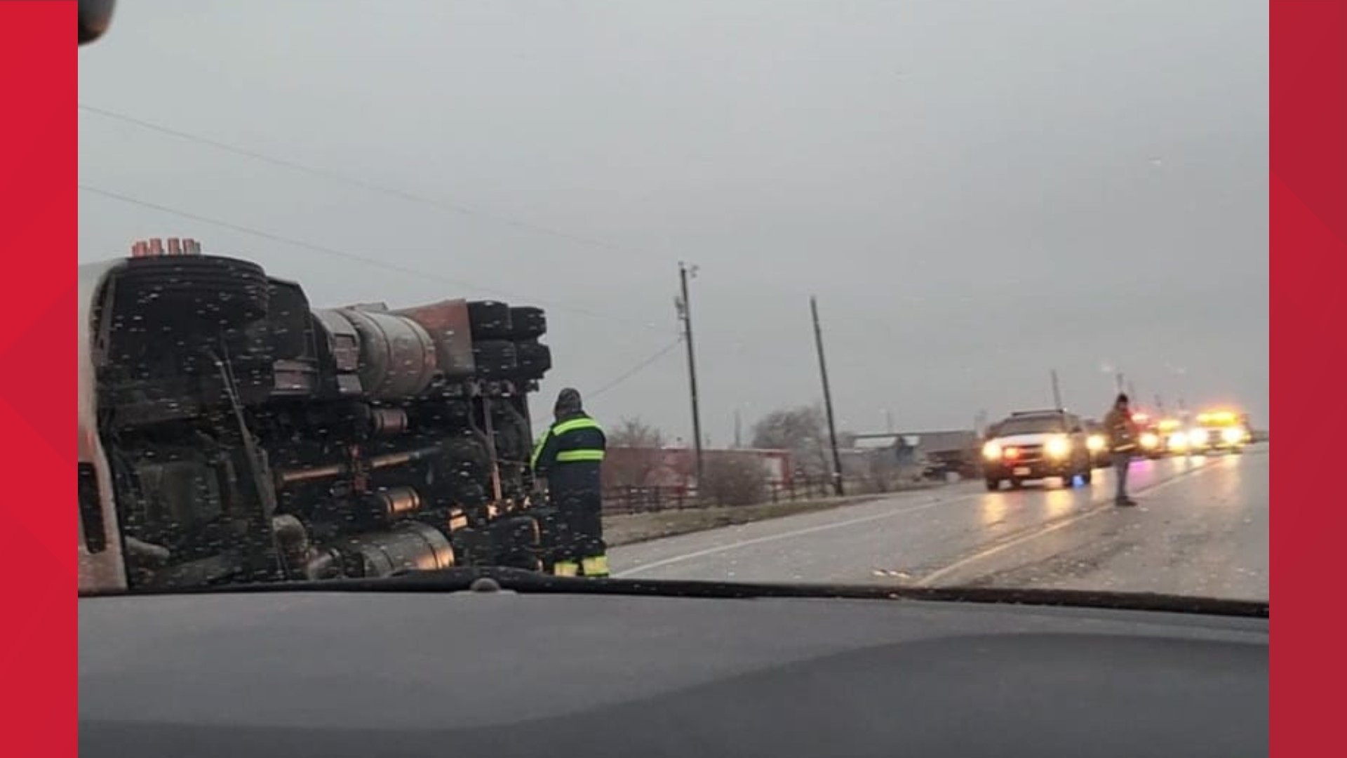 Freezing rain leaves thick layer of ice on Central Texas roads | kcentv.com