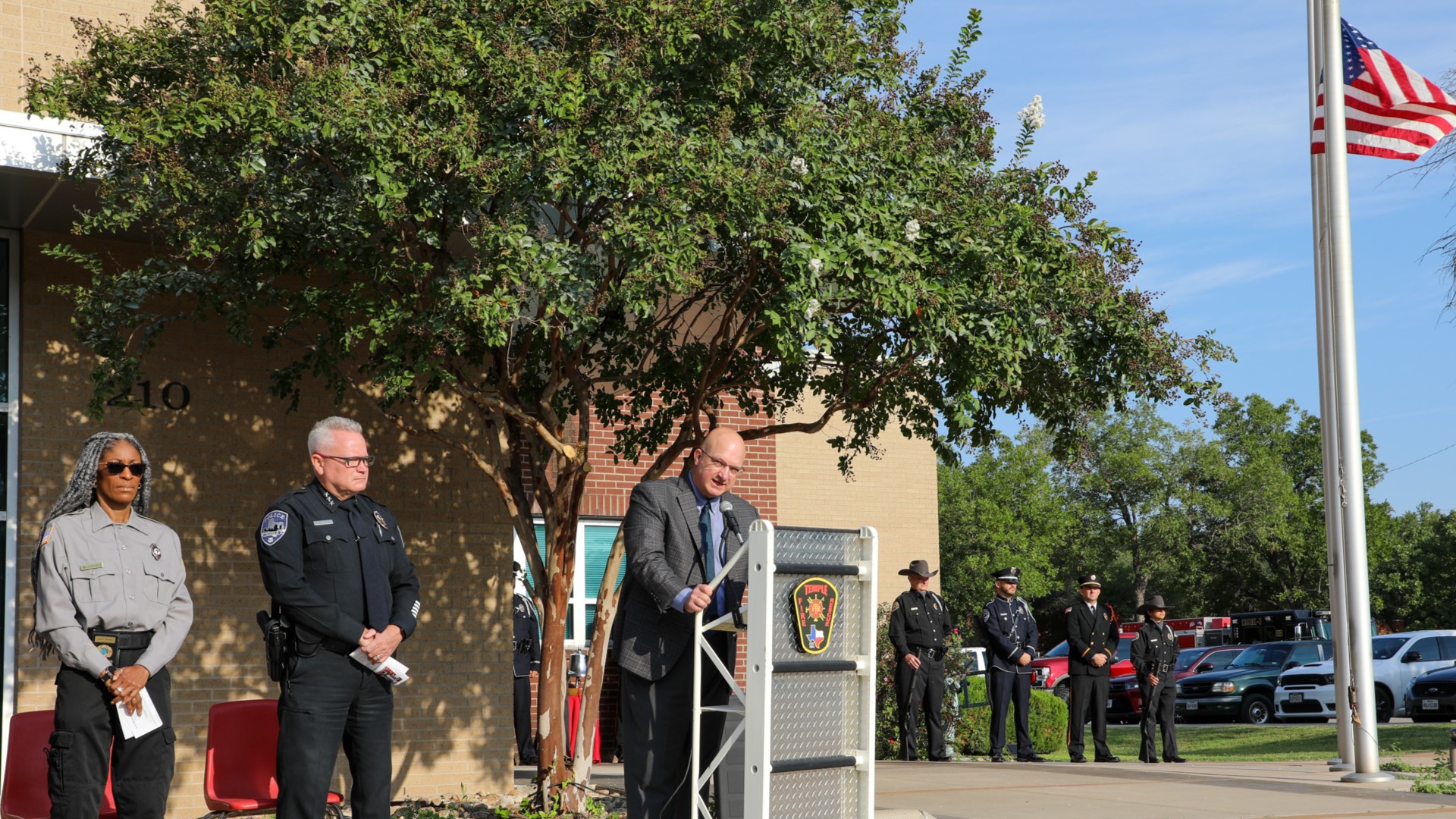 Central Texas Firefighters honor the fallen on 9/11 Anniversary ...