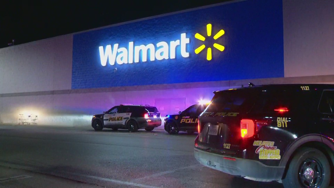 Shoppers run out of Walmart after shootout between police and murder ...