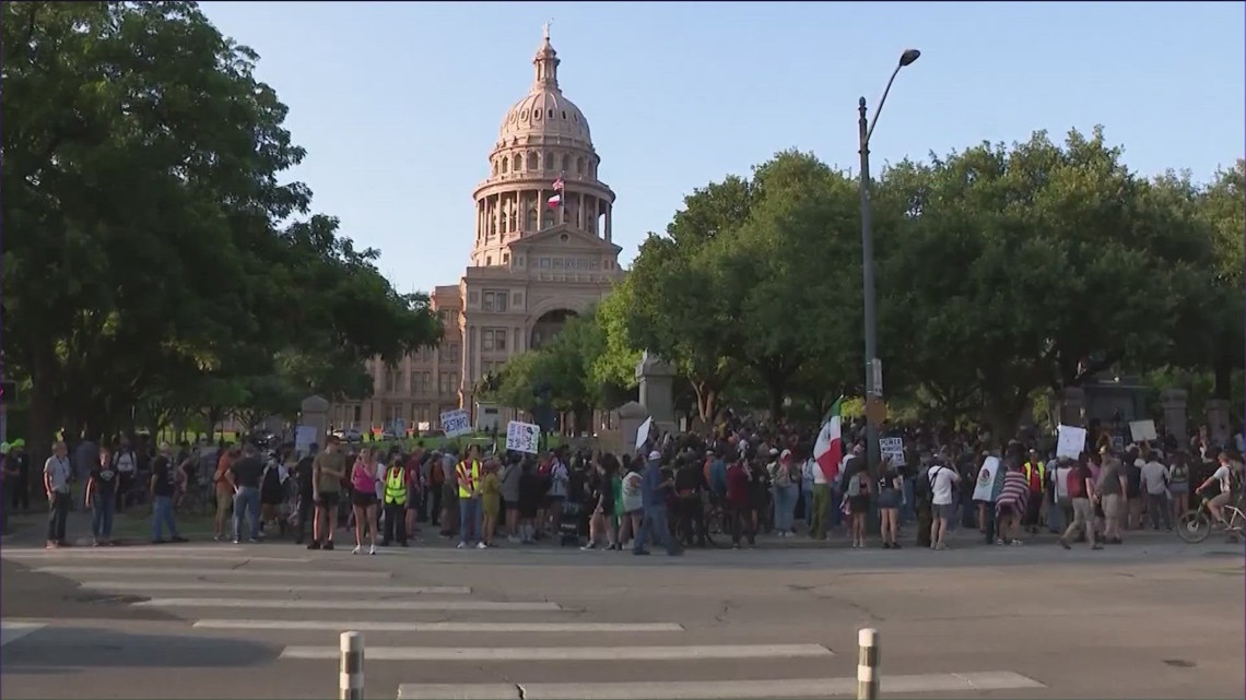 Austin protests: 13 arrested during anti-ICE protest | kcentv.com
