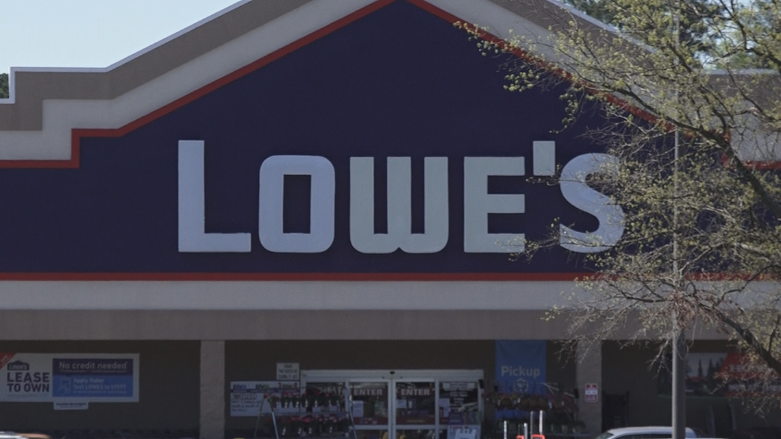 Austin Lowe's employee dies after testing positive for COVID-19 ...